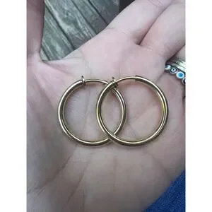 Jewelry | Vtg Style Gold Tone Spring Clip Hoop Earrings Nonpierced ...